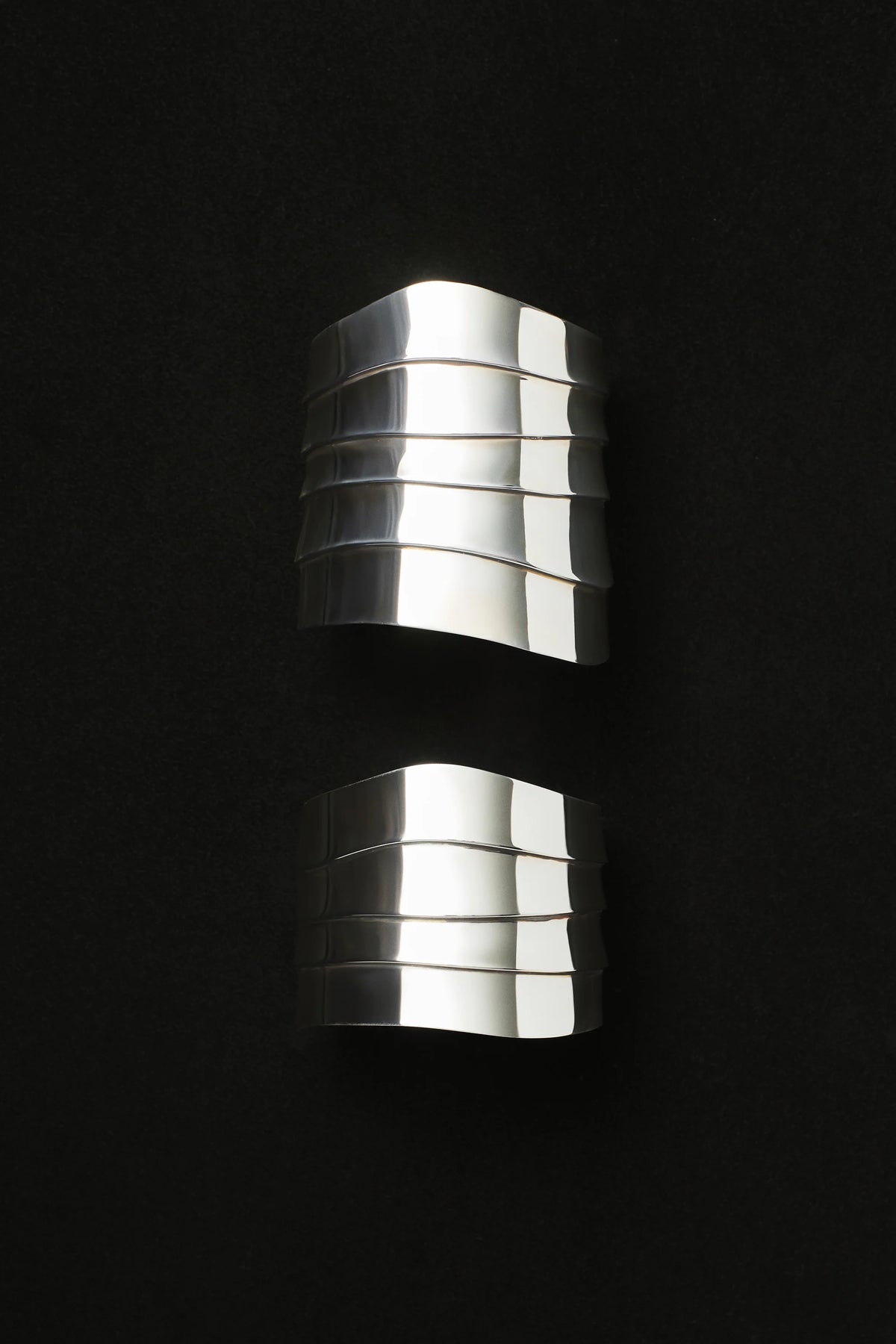 SOPHIE BUHAI LARGE WAVE CUFF – PORT