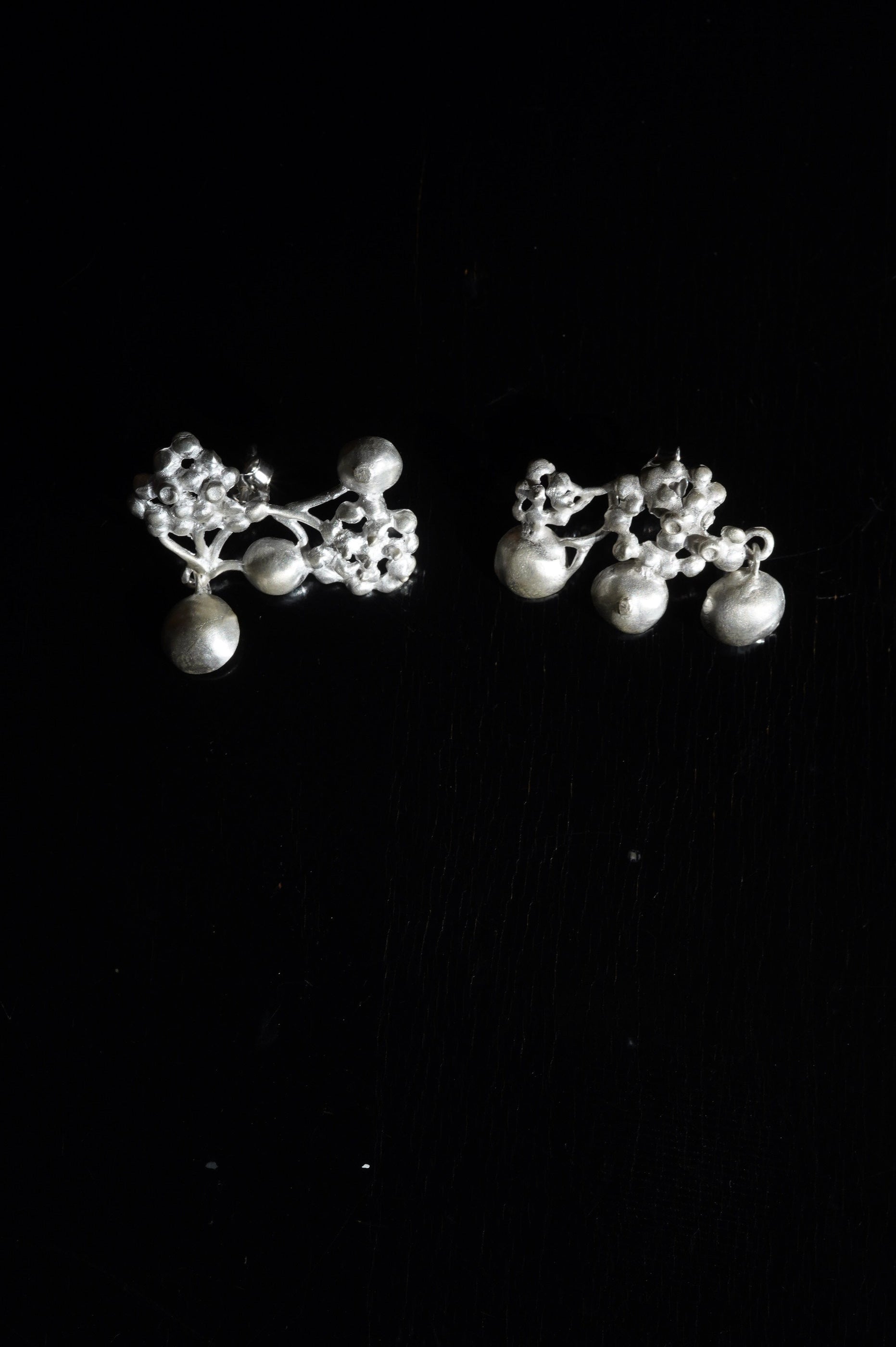 Zoé Mohm EBBLE CHARMED ACHILLÉE STUDS – PORT